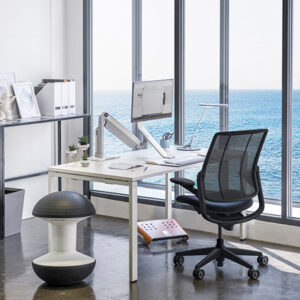 How to Position Your Monitors for the Best Ergonomics | Applied ...